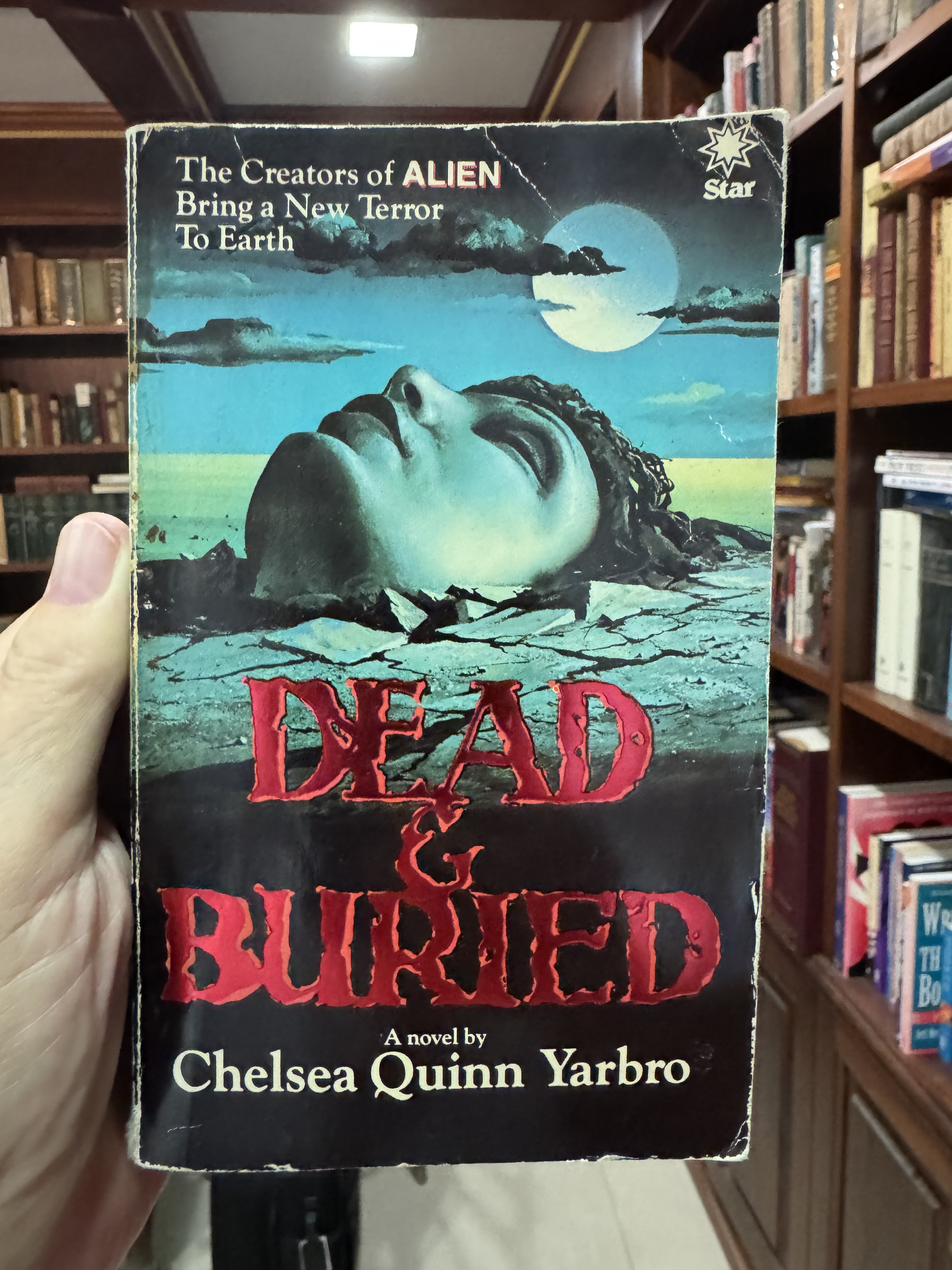 A Tribute to Chelsea Quinn Yarbro - Kfir's Literary Blog